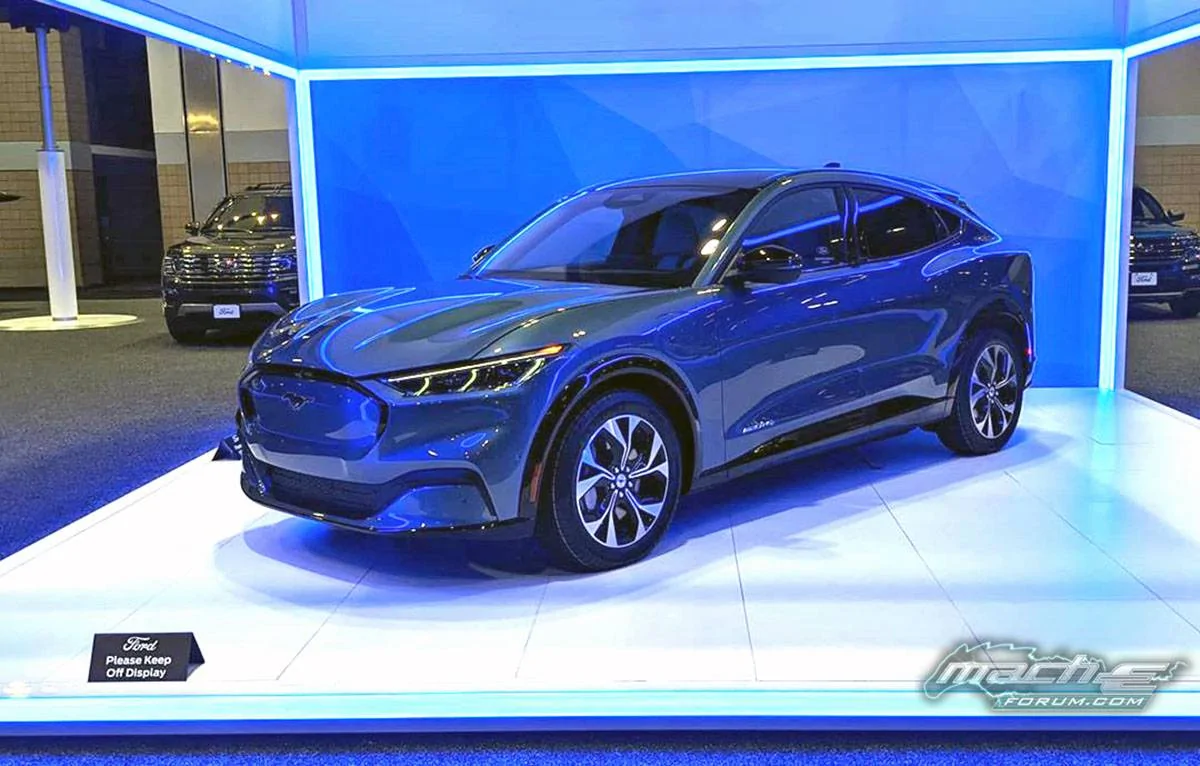 INFINITE BLUE METALLIC Mach-E Club | MachEforum - Ford Mustang Mach-E ...