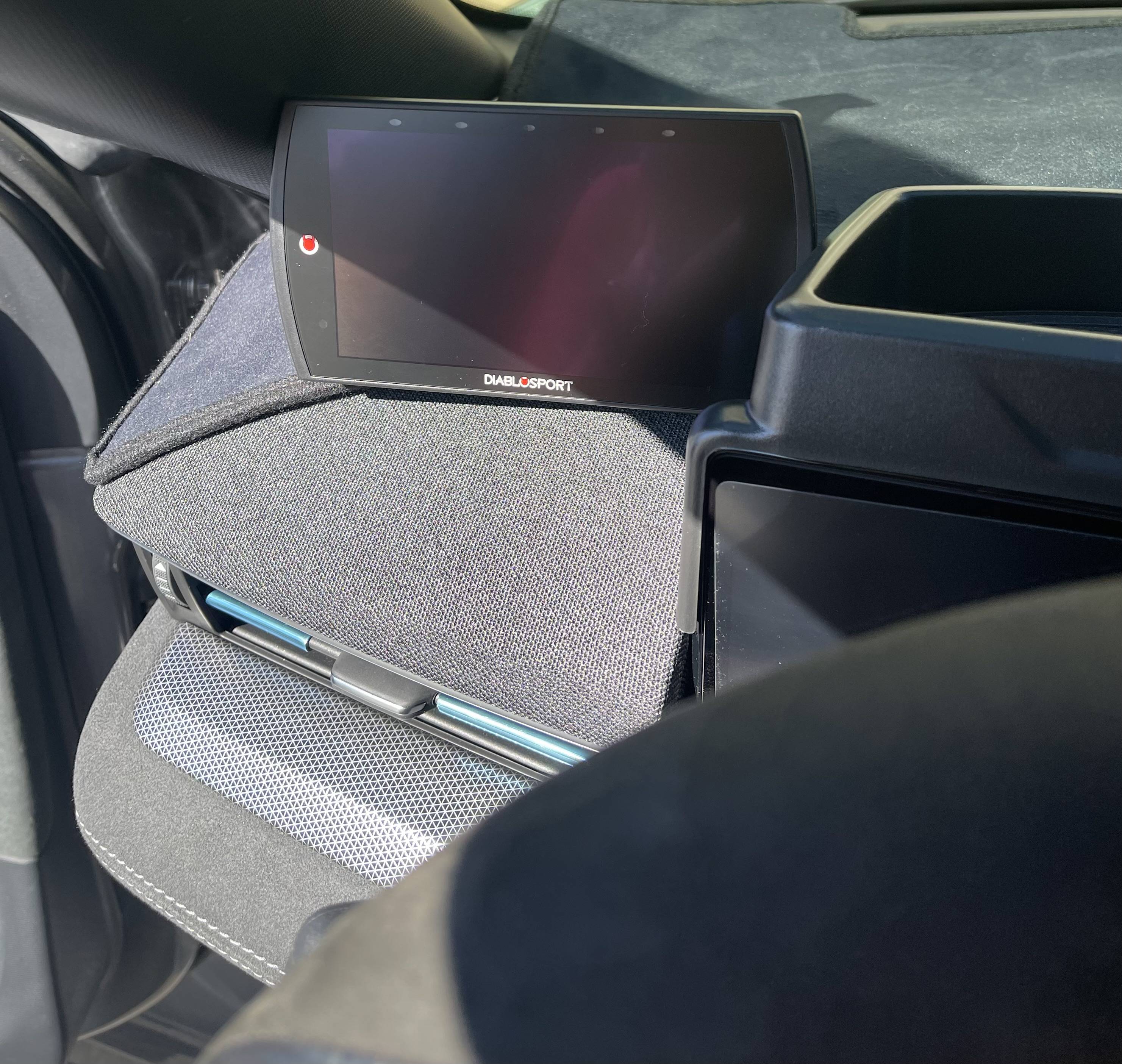 Diablo sports EV monitor | MachEforum - Ford Mustang Mach-E News ...