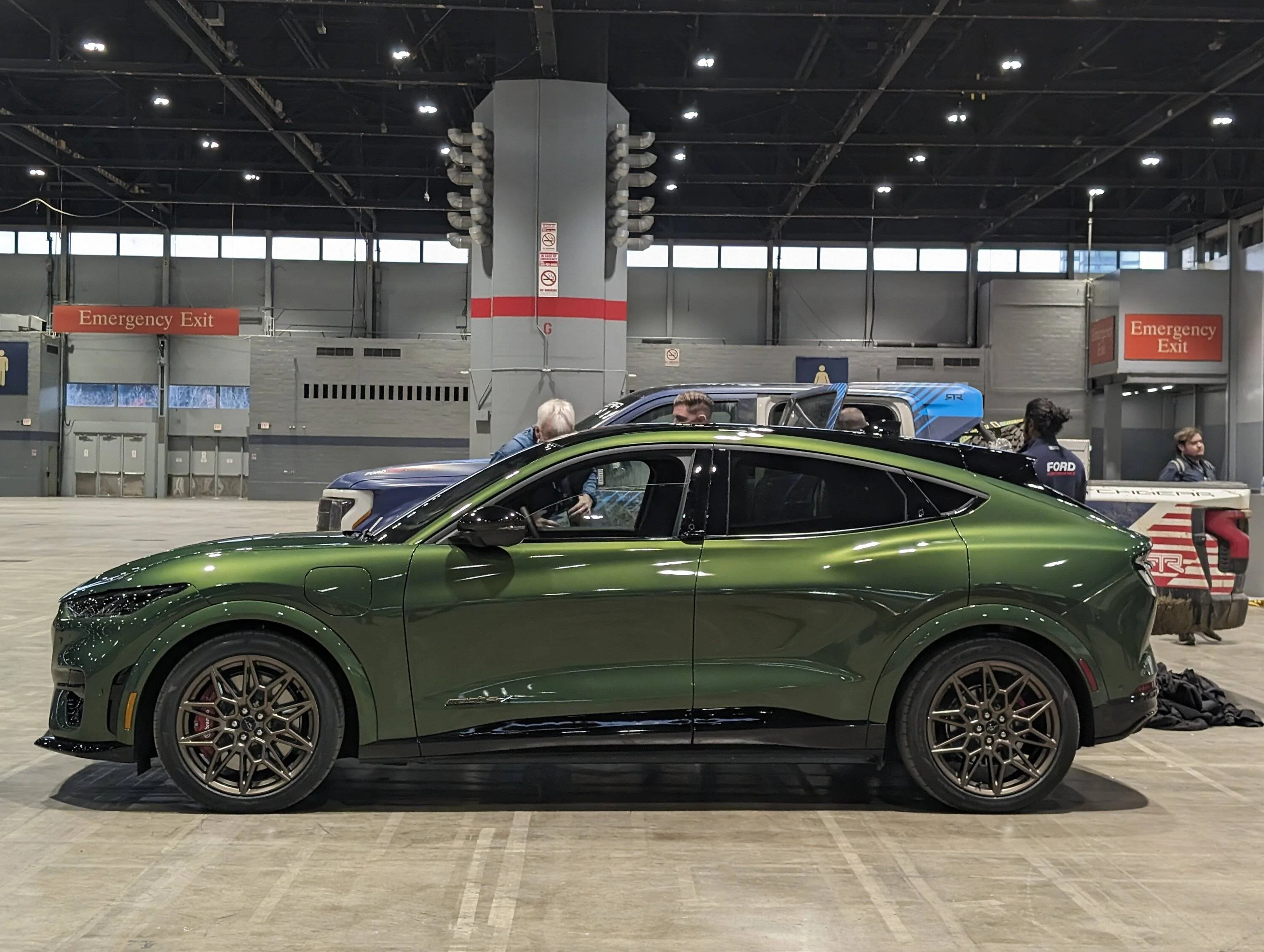 2024 Mach-E GT in Eruption Green with Bronze Package -- first live ...