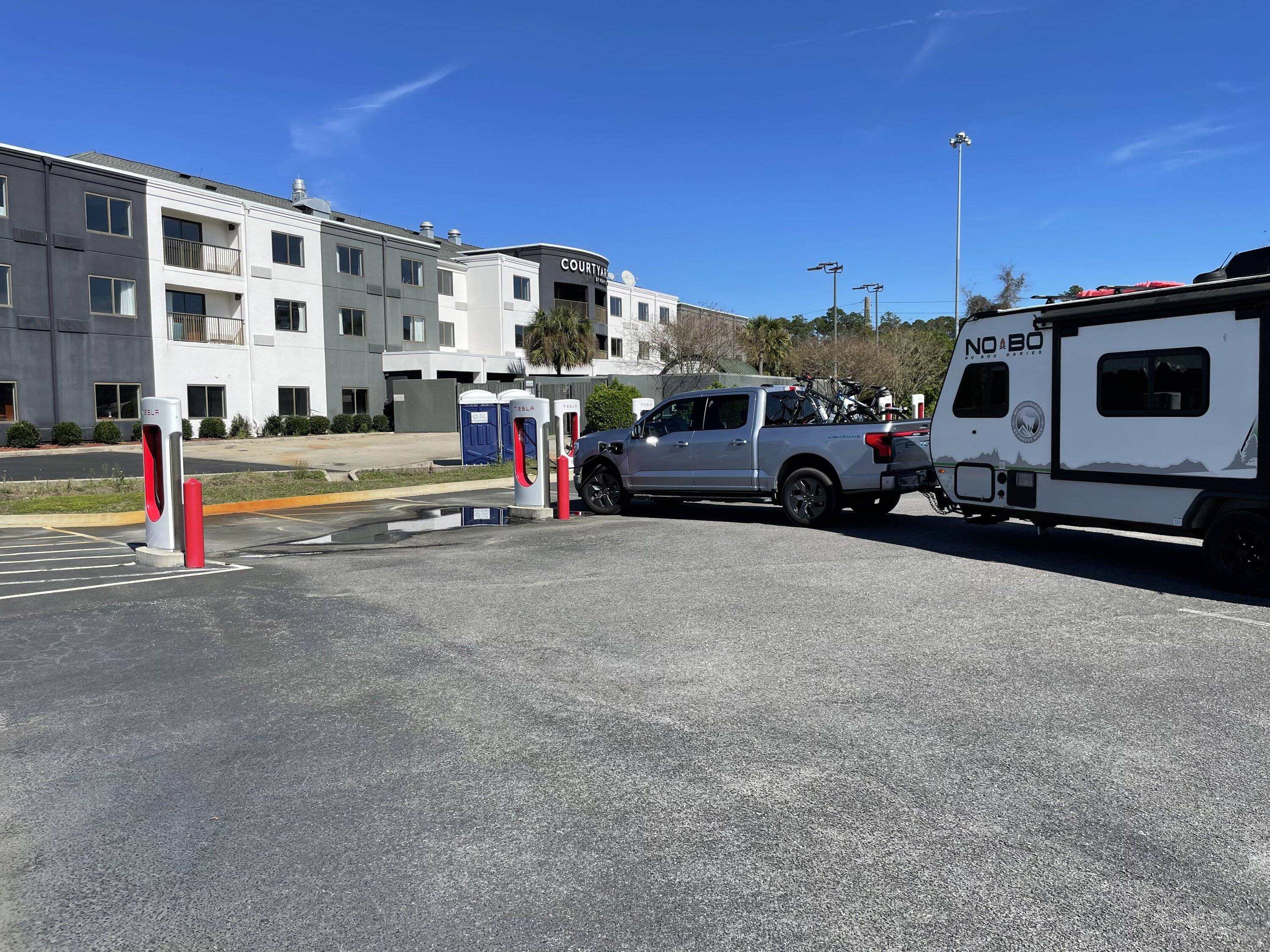 Lightning & Trailer Road Trip with J3400/NACS-adapter | MachEforum ...