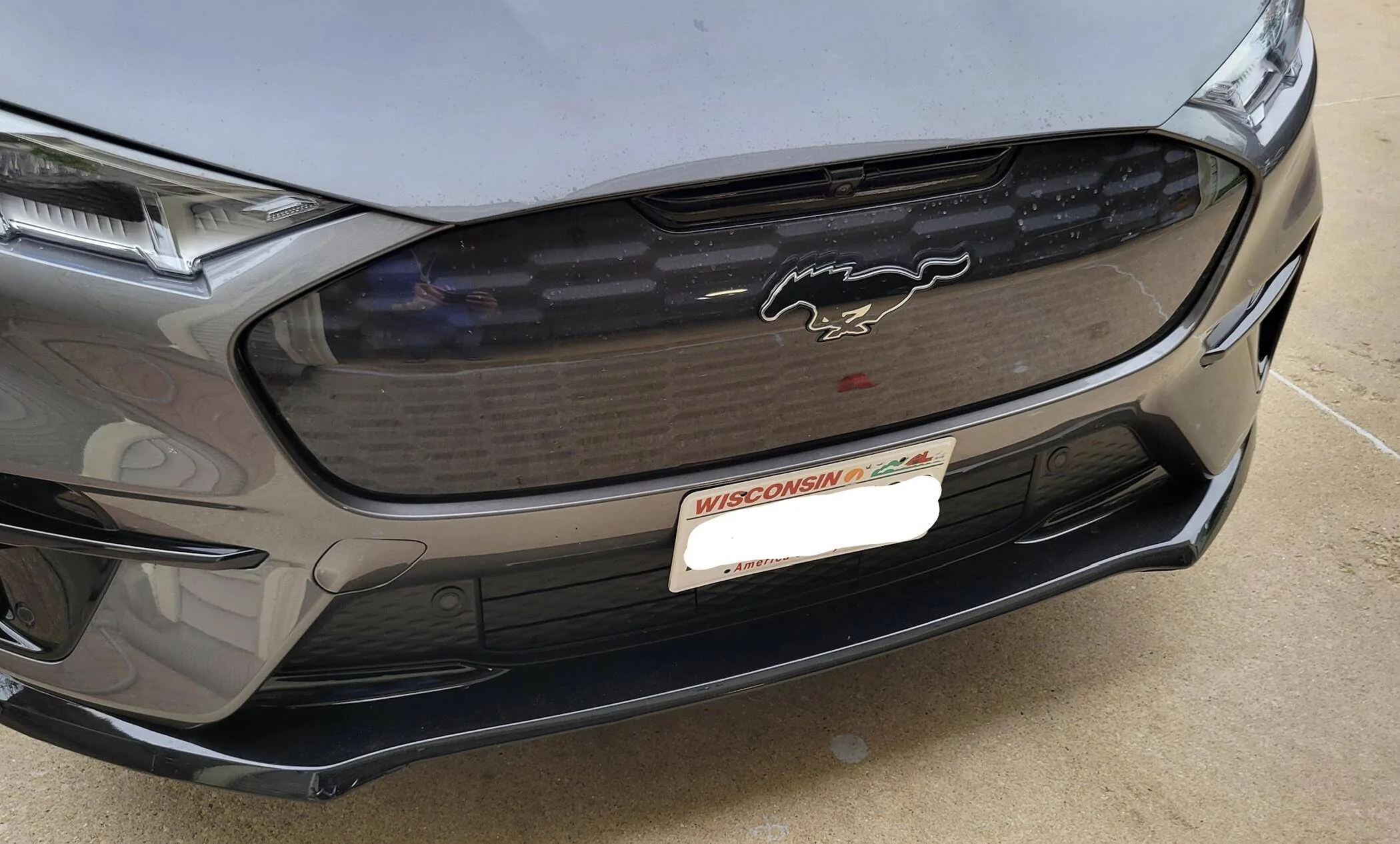 Sto-N-Sho front license plate bracket for GT | MachEforum - Ford ...
