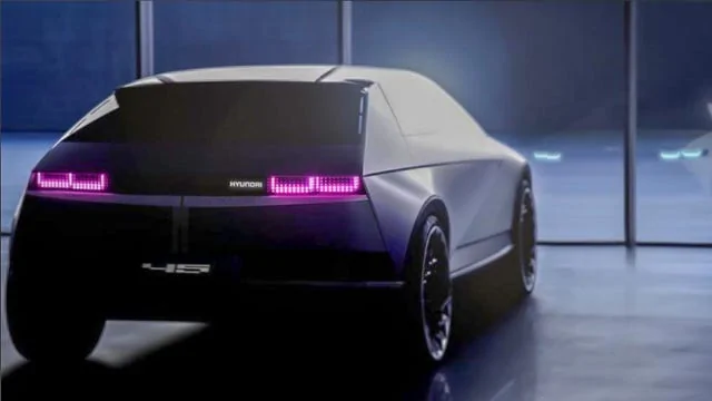 Ford Announces 2 New EV Pickups (2027) and a Electric Commercial Van ...