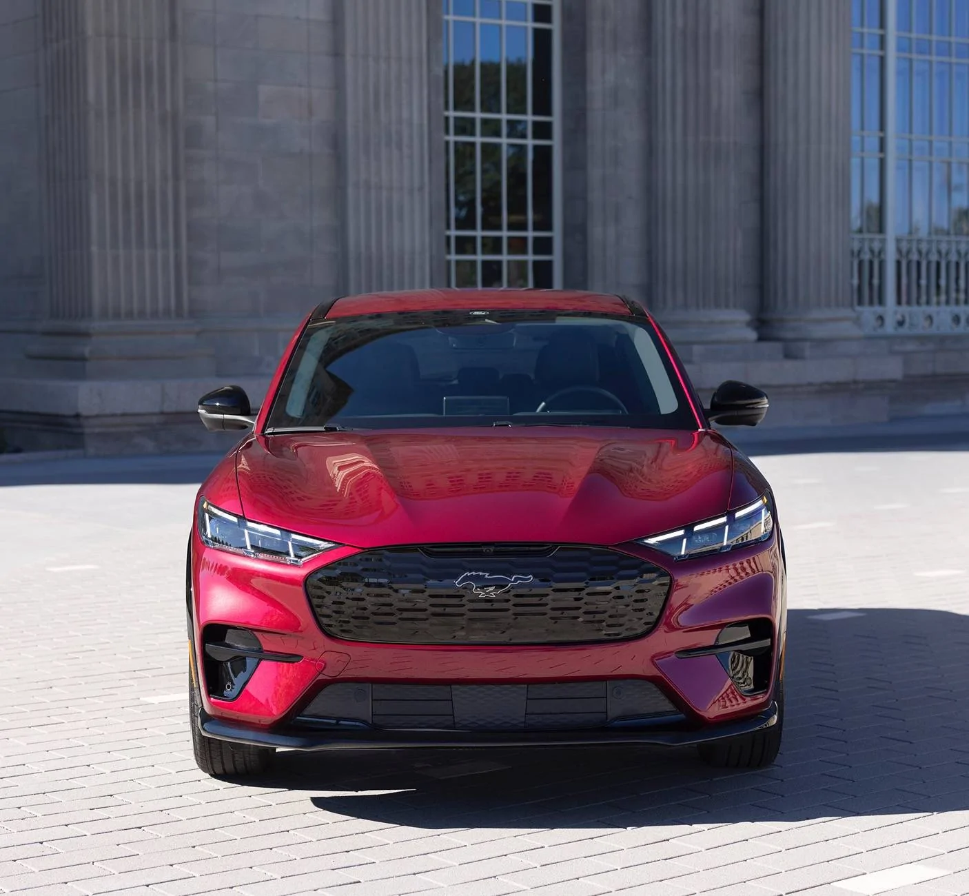 2025 Mustang Mach-E Adds Sportier Looks, Auto Lane Changes, Heat Pump ...