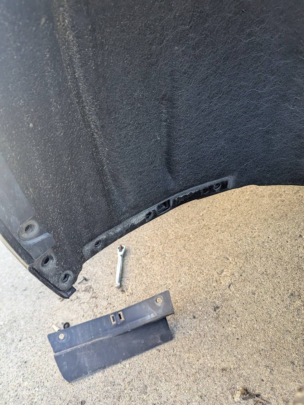 How-To Guide: Replace The Mach-E Charge Port Pocket Assembly ...