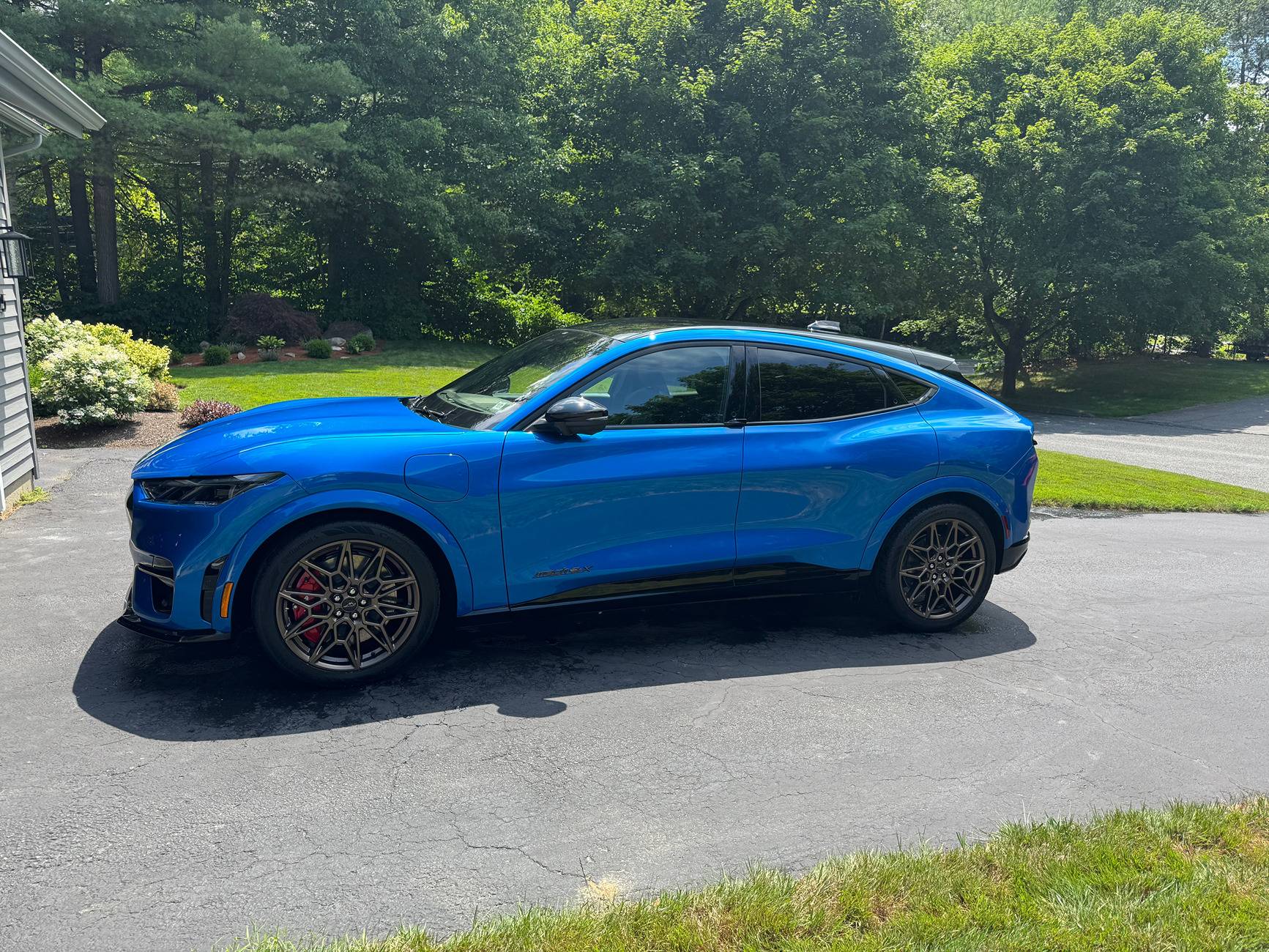 VELOCITY BLUE METALLIC Mach-E Photos | MachEforum - Ford Mustang Mach-E ...