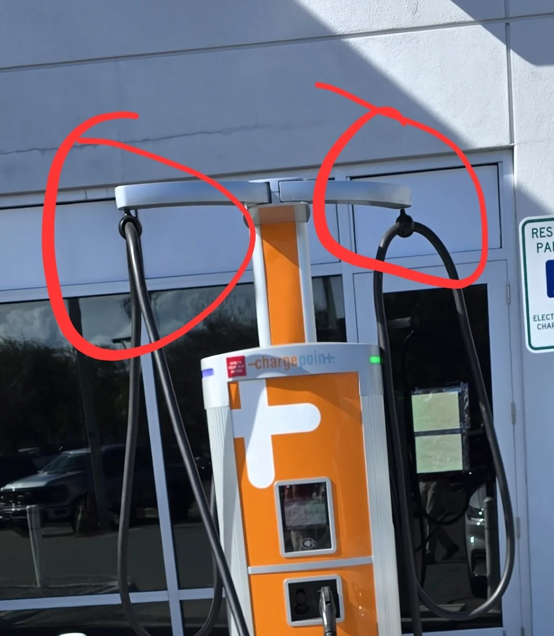 Charging port stuck at charge point dcfc-extra 30 minutes -Simple ...