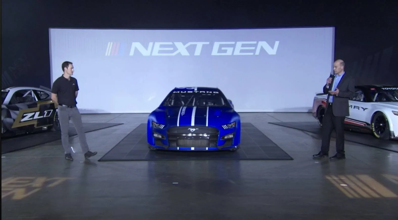 2022 NEXT GEN MUSTANG POISED TO HELP DRIVE NASCAR CUP SERIES INTO THE ...
