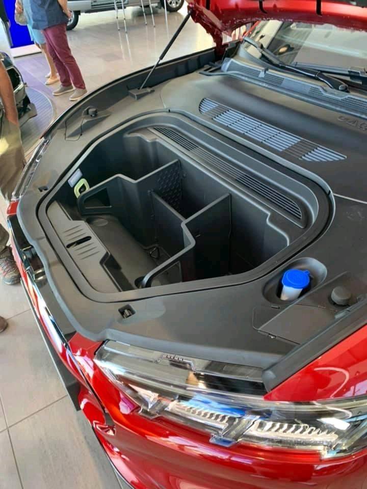 Details of Mach-E interior design featured in Car Design News: Interior ...