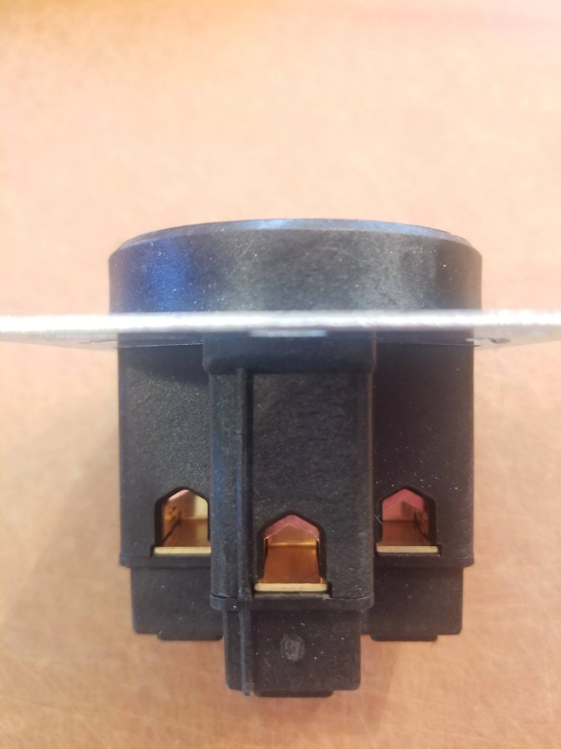 Burned out wall receptacle and plug. ugh (JuiceBox 40) | Page 14 ...