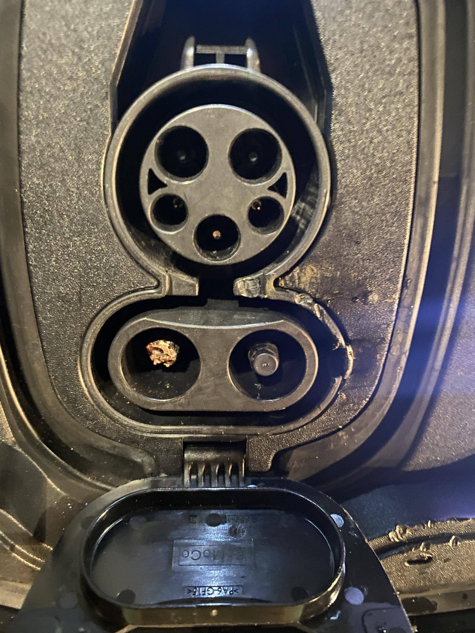DCFC melted / welded to Mach-E charge port during charging session ...